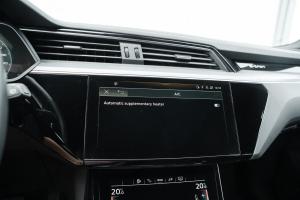 Melns Audi E-Tron 2022 Rīga, ar dzinēja tilpumu 0.00 L un nobraukumu 45 tūkst. km par 33500 €, foto 20 vietnē AUTOMOTO.COM.LV