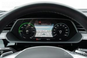 Melns Audi E-Tron 2022 Rīga, ar dzinēja tilpumu 0.00 L un nobraukumu 45 tūkst. km par 33500 €, foto 15 vietnē AUTOMOTO.COM.LV