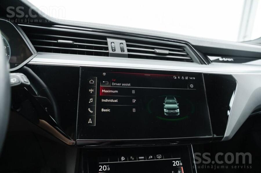 Melns Audi E-Tron 2022 Rīga, ar dzinēja tilpumu 0.00 L un nobraukumu 45 tūkst. km par 33500 €, foto 25 vietnē AUTOMOTO.COM.LV