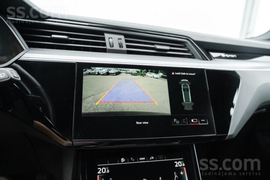 Melns Audi E-Tron 2022 Rīga, ar dzinēja tilpumu 0.00 L un nobraukumu 45 tūkst. km par 33500 €, foto 28 vietnē AUTOMOTO.COM.LV