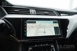 Melns Audi E-Tron 2022 Rīga, ar dzinēja tilpumu 0.00 L un nobraukumu 45 tūkst. km par 33500 €, foto 29 vietnē AUTOMOTO.COM.LV