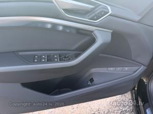 Черный Ауди E-Tron 2022 в Таллин, объемом двигателя 0.00 л и пробегом 58 тыс. км за 33500 €, фото 15 на AUTOMOTO.COM.LV
