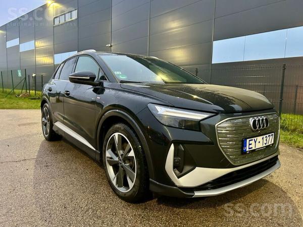 Черный Ауди E-Tron 2022 в Рига, объемом двигателя 0.00 л и пробегом 42 тыс. км за 29800 €, фото 2 на AUTOMOTO.COM.LV