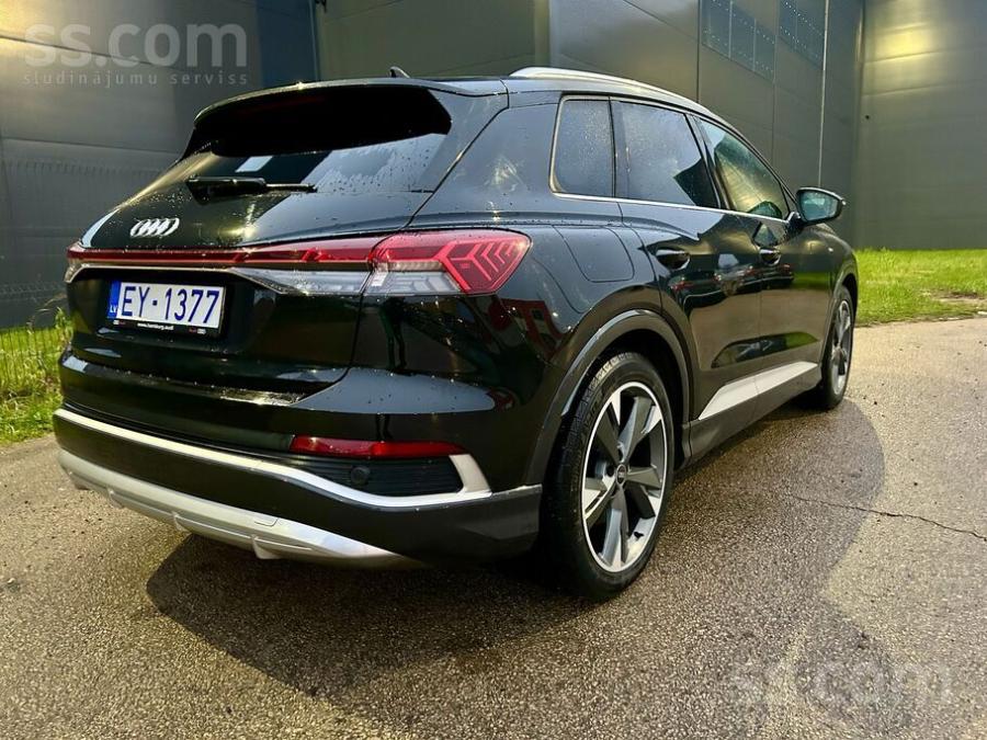 Черный Ауди E-Tron 2022 в Рига, объемом двигателя 0.00 л и пробегом 42 тыс. км за 29800 €, фото 6 на AUTOMOTO.COM.LV