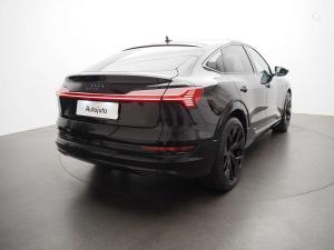 Черный Ауди E-Tron 2022 в Вильнюс, объемом двигателя 0.00 л и пробегом 56 тыс. км за 37900 €, фото 5 на AUTOMOTO.COM.LV