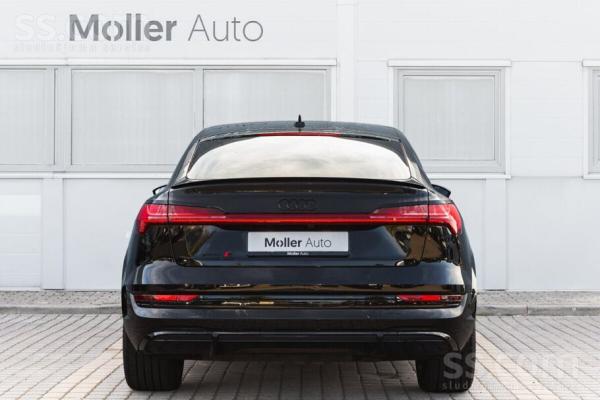 Melns Audi E-Tron 2022 Ventspils, ar dzinēja tilpumu 0.00 L un nobraukumu 27 tūkst. km par 44500 €, foto 8 vietnē AUTOMOTO.COM.LV
