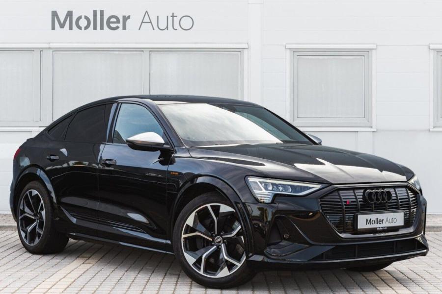 Black Audi E-Tron 2022 in Ventspils, with an engine capacity of 0.00 L and mileage of 27 thousand km for 44500 €, photo 8 on AUTOMOTO.COM.LV