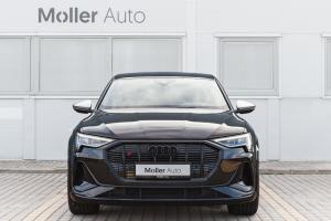 Black Audi E-Tron 2022 in Ventspils, with an engine capacity of 0.00 L and mileage of 27 thousand km for 44500 €, photo 9 on AUTOMOTO.COM.LV