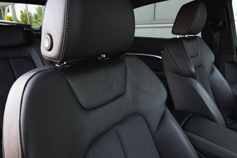 Black Audi E-Tron 2022 in Ventspils, with an engine capacity of 0.00 L and mileage of 27 thousand km for 44500 €, photo 19 on AUTOMOTO.COM.LV