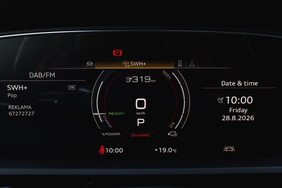 Black Audi E-Tron 2022 in Ventspils, with an engine capacity of 0.00 L and mileage of 27 thousand km for 44500 €, photo 23 on AUTOMOTO.COM.LV