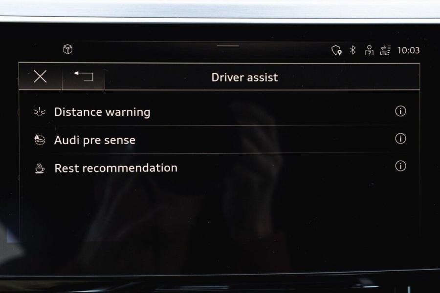 Black Audi E-Tron 2022 in Ventspils, with an engine capacity of 0.00 L and mileage of 27 thousand km for 44500 €, photo 25 on AUTOMOTO.COM.LV