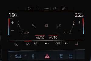 Black Audi E-Tron 2022 in Ventspils, with an engine capacity of 0.00 L and mileage of 27 thousand km for 44500 €, photo 30 on AUTOMOTO.COM.LV