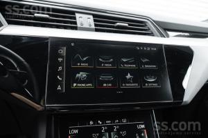 Черный Ауди E-Tron 2022 в Рига, объемом двигателя 0.00 л и пробегом 25 тыс. км за 40400 €, фото 19 на AUTOMOTO.COM.LV