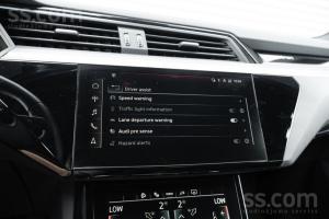 Черный Ауди E-Tron 2022 в Рига, объемом двигателя 0.00 л и пробегом 25 тыс. км за 40400 €, фото 24 на AUTOMOTO.COM.LV