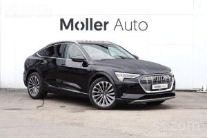 Black Audi E-Tron 2022 in Riga, with an engine capacity of 0.00 L and mileage of 41 thousand km for 38950 €, photo 3 on AUTOMOTO.COM.LV