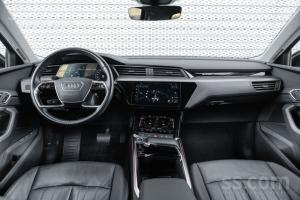 Melns Audi E-Tron 2023 Rīga, ar dzinēja tilpumu 0.00 L un nobraukumu 68 tūkst. km par 40100 €, foto 6 vietnē AUTOMOTO.COM.LV