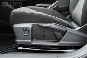 Black Audi E-Tron 2023 in Riga, with an engine capacity of 0.00 L and mileage of 98 thousand km for 36150 €, photo 12 on AUTOMOTO.COM.LV