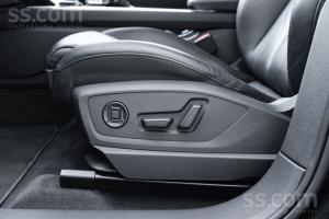 Black Audi E-Tron 2023 in Riga, with an engine capacity of 0.00 L and mileage of 47 thousand km for 38300 €, photo 12 on AUTOMOTO.COM.LV