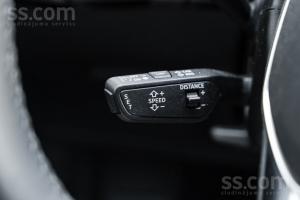 Black Audi E-Tron 2023 in Riga, with an engine capacity of 0.00 L and mileage of 47 thousand km for 38300 €, photo 14 on AUTOMOTO.COM.LV