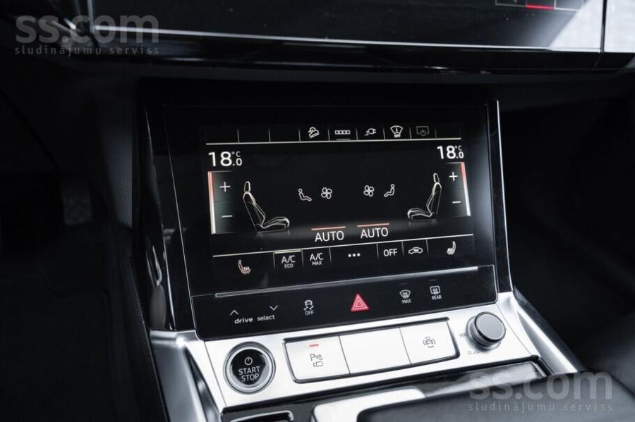Black Audi E-Tron 2023 in Riga, with an engine capacity of 0.00 L and mileage of 47 thousand km for 38300 €, photo 31 on AUTOMOTO.COM.LV
