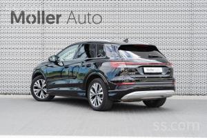 Black Audi E-Tron 2023 in Riga, with an engine capacity of 0.00 L and mileage of 98 thousand km for 36150 €, photo 4 on AUTOMOTO.COM.LV