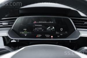 Black Audi E-Tron 2023 in Riga, with an engine capacity of 0.00 L and mileage of 47 thousand km for 38300 €, photo 17 on AUTOMOTO.COM.LV