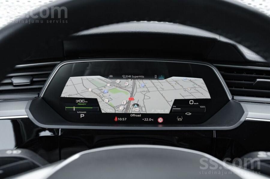 Black Audi E-Tron 2023 in Riga, with an engine capacity of 0.00 L and mileage of 47 thousand km for 38300 €, photo 18 on AUTOMOTO.COM.LV