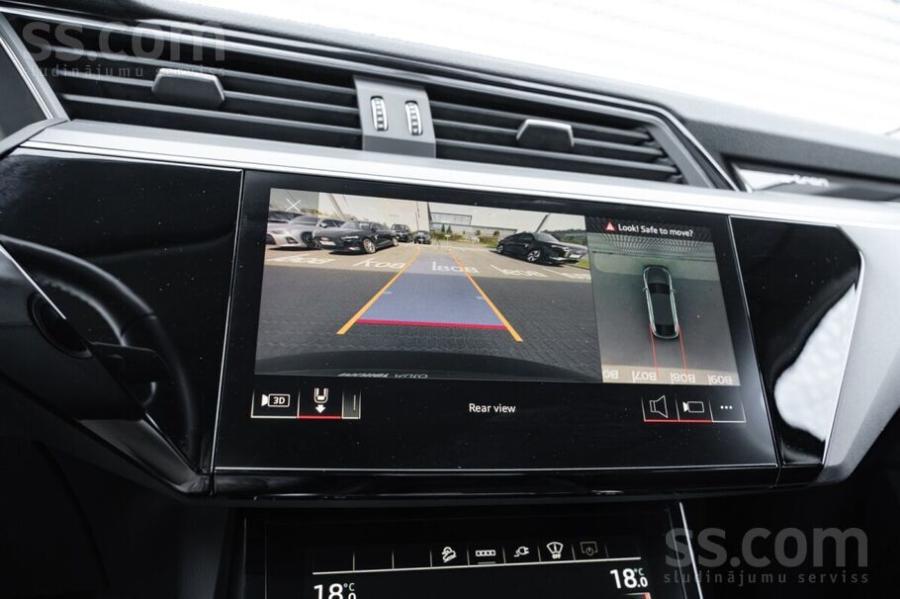 Black Audi E-Tron 2023 in Riga, with an engine capacity of 0.00 L and mileage of 47 thousand km for 38300 €, photo 20 on AUTOMOTO.COM.LV
