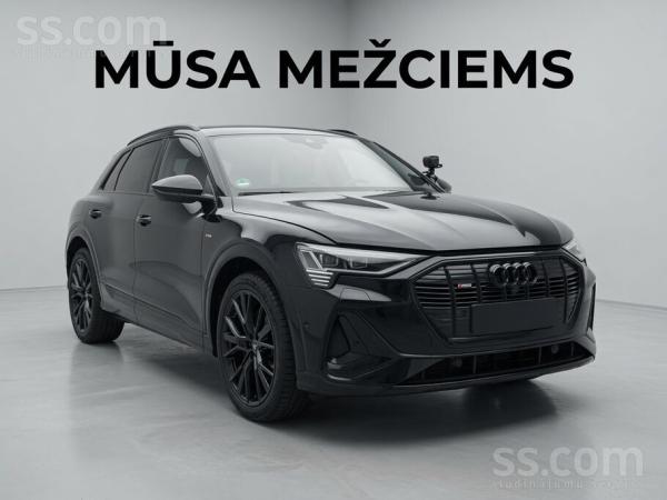 Черный Ауди E-Tron 2023 в Рига, объемом двигателя 0.00 л и пробегом 68 тыс. км за 41990 €, фото 1 на AUTOMOTO.COM.LV