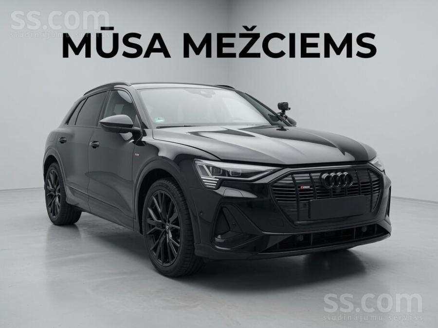 Black Audi E-Tron 2023 in Riga, with an engine capacity of 0.00 L and mileage of 68 thousand km for 41990 €, photo 1 on AUTOMOTO.COM.LV