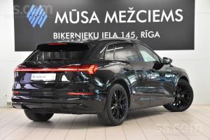 Черный Ауди E-Tron 2023 в Рига, объемом двигателя 0.00 л и пробегом 68 тыс. км за 40490 €, фото 7 на AUTOMOTO.COM.LV