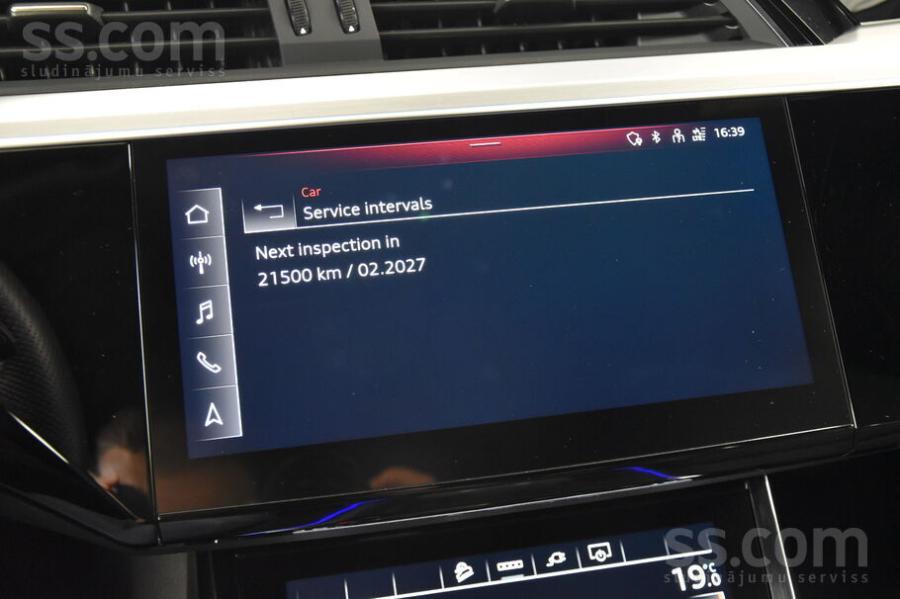 Черный Ауди E-Tron 2023 в Рига, объемом двигателя 0.00 л и пробегом 68 тыс. км за 40490 €, фото 25 на AUTOMOTO.COM.LV