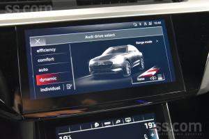 Черный Ауди E-Tron 2023 в Рига, объемом двигателя 0.00 л и пробегом 68 тыс. км за 40490 €, фото 27 на AUTOMOTO.COM.LV