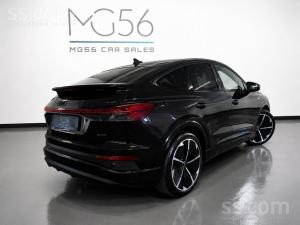 Black Audi E-Tron 2023 in Riga, with an engine capacity of 0.00 L and mileage of 113 thousand km for 34900 €, photo 6 on AUTOMOTO.COM.LV