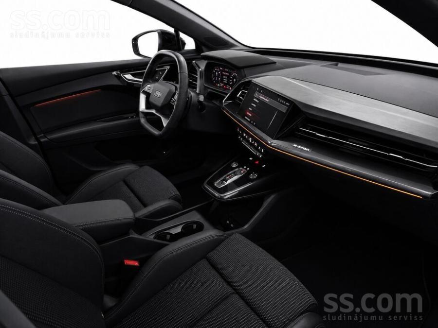 Black Audi E-Tron 2023 in Riga, with an engine capacity of 0.00 L and mileage of 113 thousand km for 34900 €, photo 9 on AUTOMOTO.COM.LV