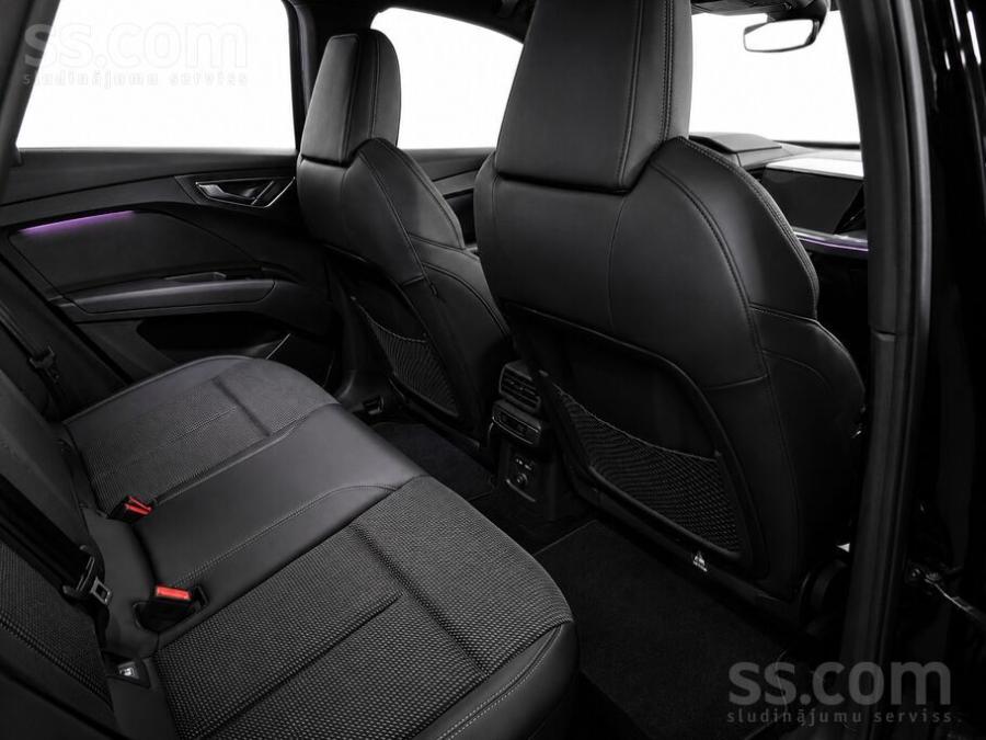 Black Audi E-Tron 2023 in Riga, with an engine capacity of 0.00 L and mileage of 113 thousand km for 34900 €, photo 11 on AUTOMOTO.COM.LV