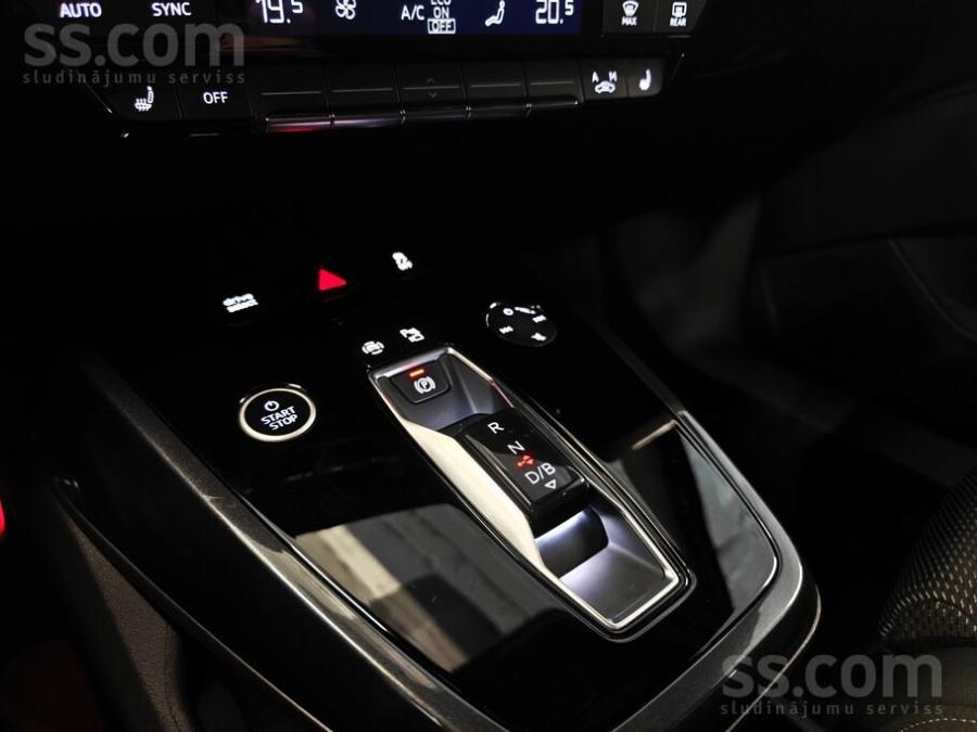 Black Audi E-Tron 2023 in Riga, with an engine capacity of 0.00 L and mileage of 113 thousand km for 34900 €, photo 14 on AUTOMOTO.COM.LV