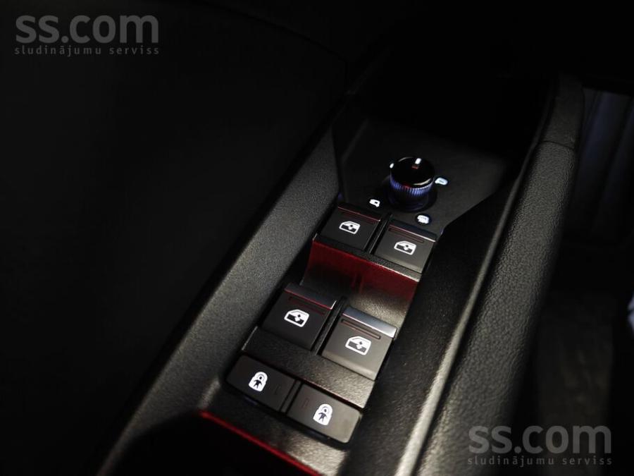 Black Audi E-Tron 2023 in Riga, with an engine capacity of 0.00 L and mileage of 113 thousand km for 34900 €, photo 18 on AUTOMOTO.COM.LV