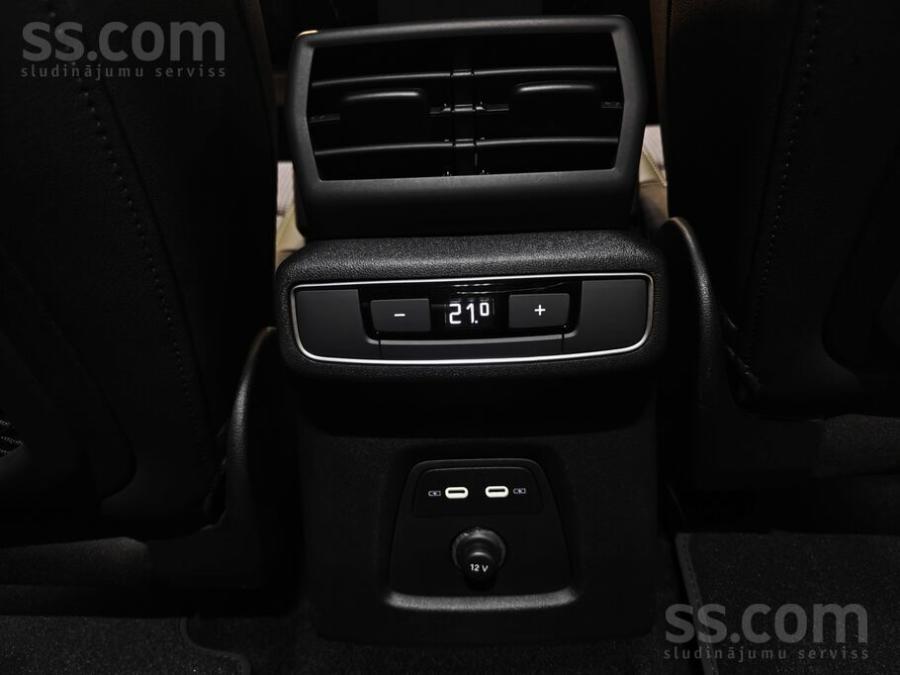 Black Audi E-Tron 2023 in Riga, with an engine capacity of 0.00 L and mileage of 113 thousand km for 34900 €, photo 22 on AUTOMOTO.COM.LV