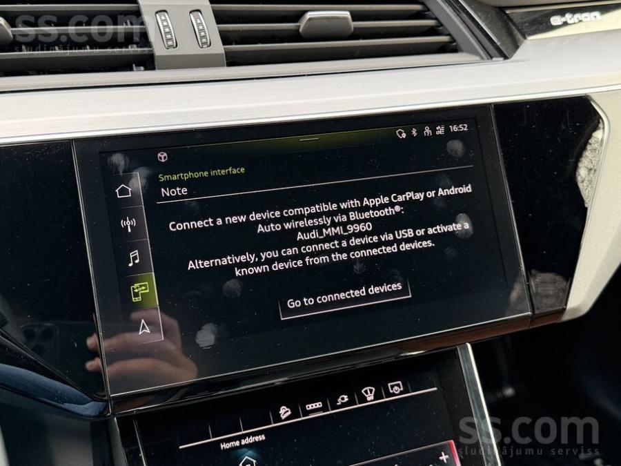 Черный Ауди E-Tron 2023 в Рига, объемом двигателя 0.00 л и пробегом 99 тыс. км за 37990 €, фото 22 на AUTOMOTO.COM.LV