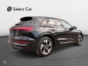 Черный Ауди E-Tron 2023 в Вильнюс, объемом двигателя 0.00 л и пробегом 122 тыс. км за 30750 €, фото 3 на AUTOMOTO.COM.LV