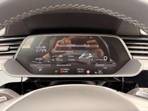 Черный Ауди E-Tron 2023 в Вильнюс, объемом двигателя 0.00 л и пробегом 122 тыс. км за 30750 €, фото 13 на AUTOMOTO.COM.LV