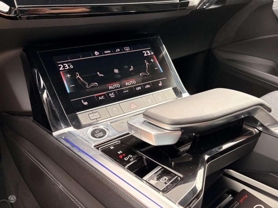 Черный Ауди E-Tron 2023 в Вильнюс, объемом двигателя 0.00 л и пробегом 122 тыс. км за 30750 €, фото 29 на AUTOMOTO.COM.LV