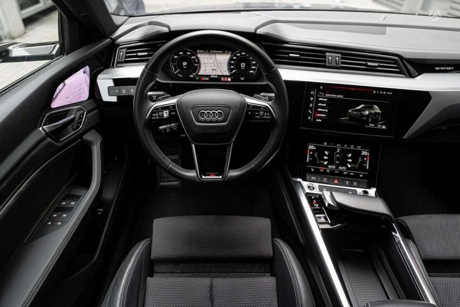 Black Audi E-Tron 2023 in Vilnius, with an engine capacity of 0.00 L and mileage of 112 thousand km for 29900 €, photo 8 on AUTOMOTO.COM.LV