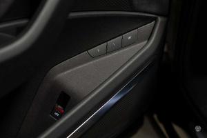 Black Audi E-Tron 2023 in Vilnius, with an engine capacity of 0.00 L and mileage of 112 thousand km for 29900 €, photo 29 on AUTOMOTO.COM.LV