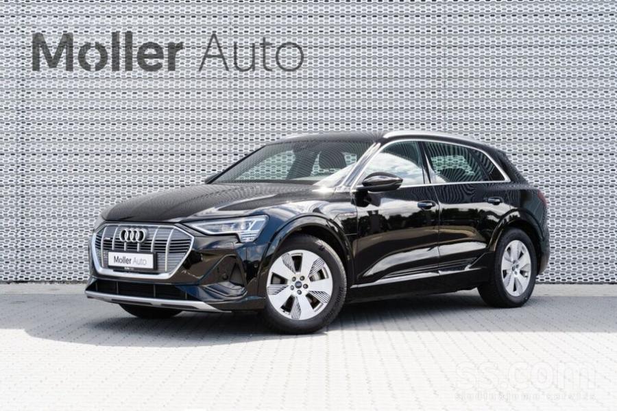 Black Audi E-Tron 2023 in Riga, with an engine capacity of 0.00 L and mileage of 26 thousand km for 36000 €, photo 1 on AUTOMOTO.COM.LV