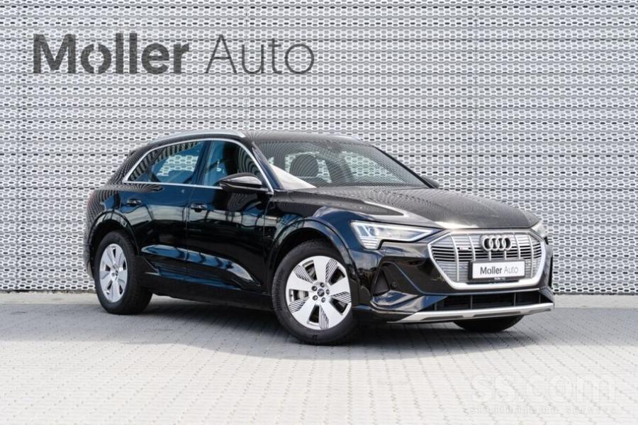 Black Audi E-Tron 2023 in Riga, with an engine capacity of 0.00 L and mileage of 26 thousand km for 36000 €, photo 3 on AUTOMOTO.COM.LV