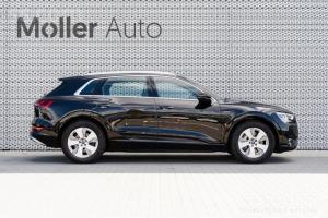 Black Audi E-Tron 2023 in Riga, with an engine capacity of 0.00 L and mileage of 26 thousand km for 36000 €, photo 6 on AUTOMOTO.COM.LV