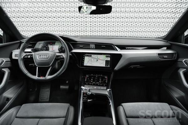 Black Audi E-Tron 2023 in Riga, with an engine capacity of 0.00 L and mileage of 26 thousand km for 36000 €, photo 6 on AUTOMOTO.COM.LV