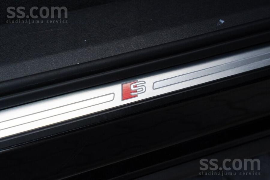 Black Audi E-Tron 2023 in Riga, with an engine capacity of 0.00 L and mileage of 26 thousand km for 36000 €, photo 11 on AUTOMOTO.COM.LV